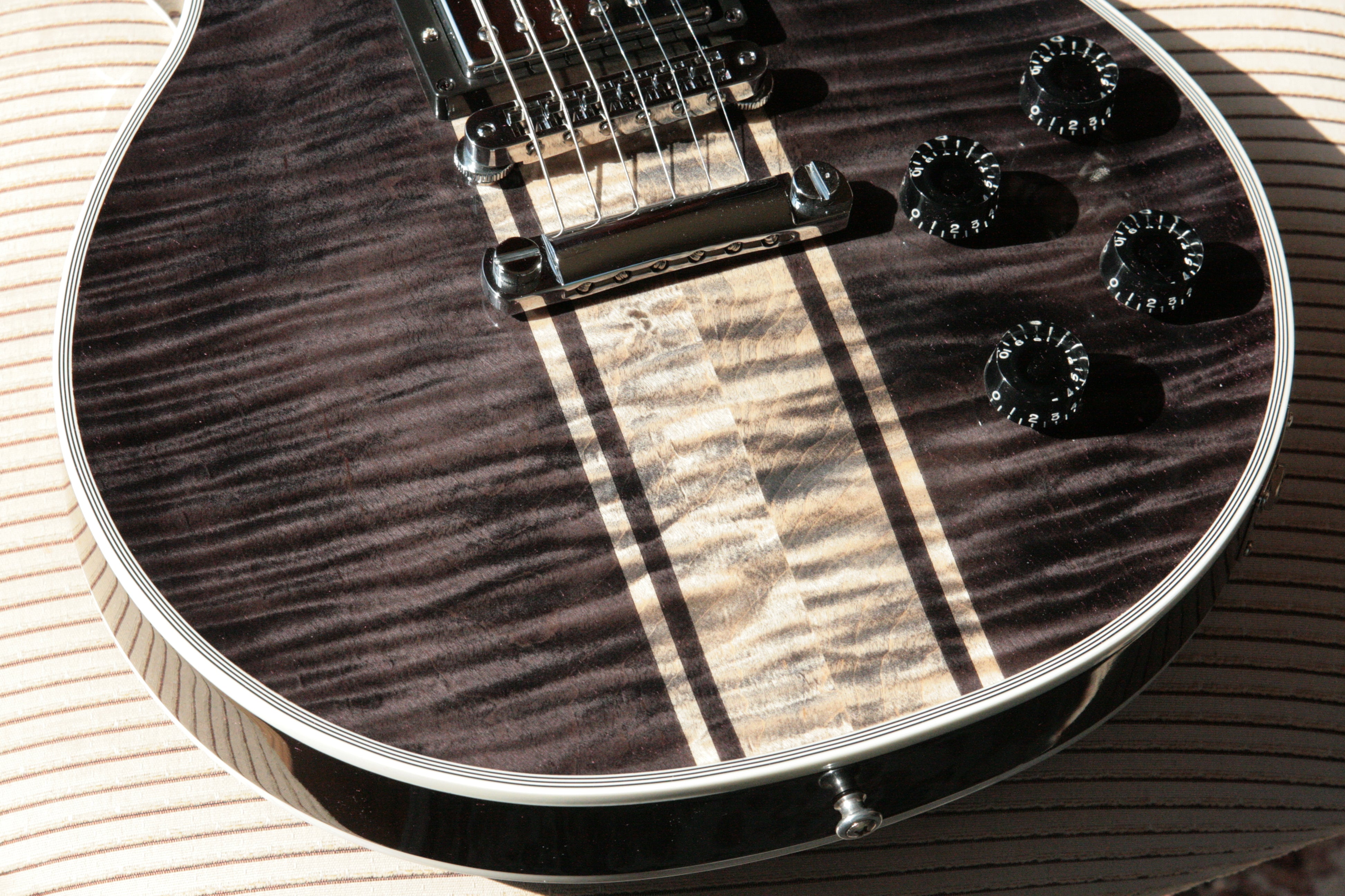 2018 Gibson Custom Shop Les Paul WHITE SCORPION! Flametop, Limited Blo ...