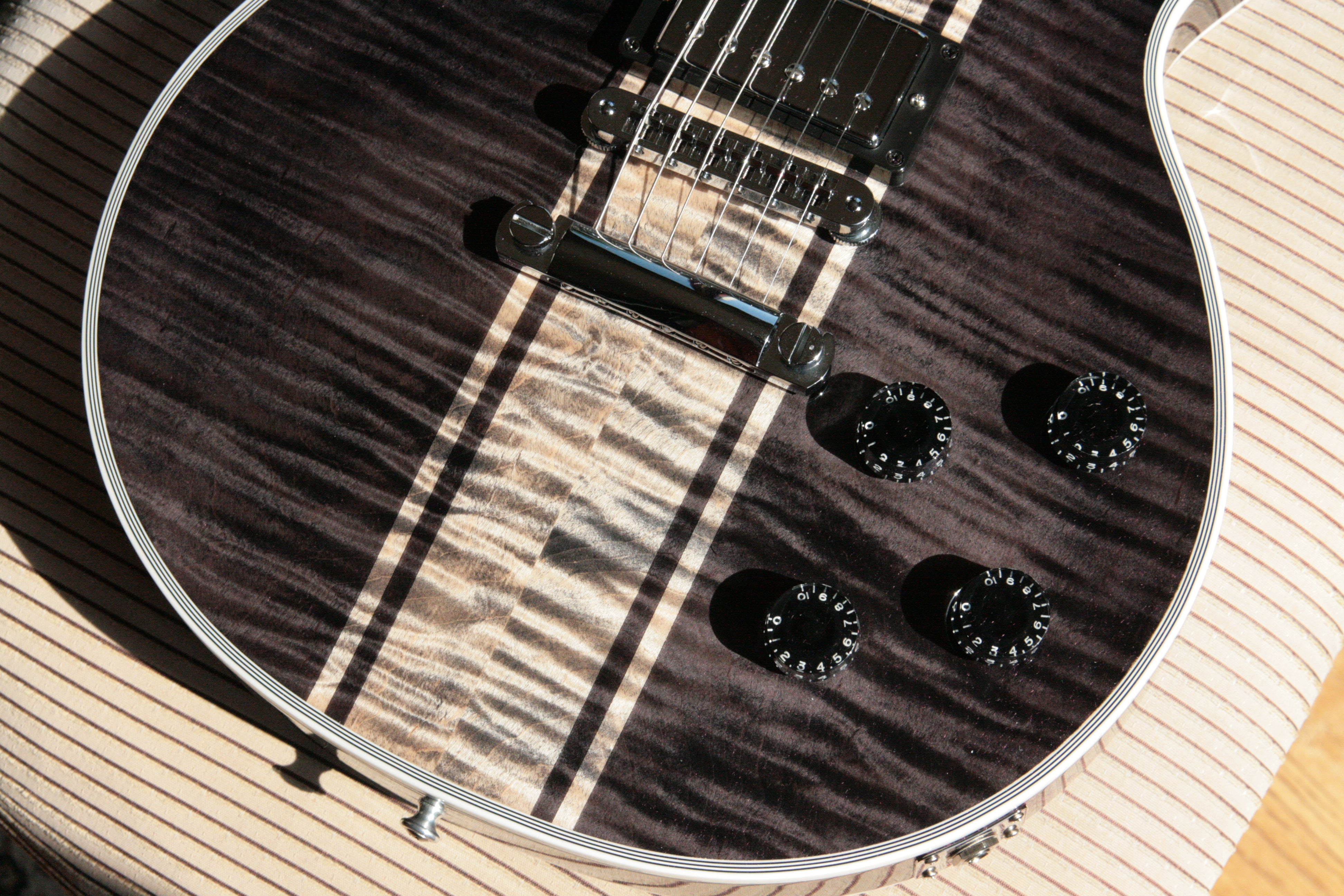 2018 Gibson Custom Shop Les Paul WHITE SCORPION! Flametop, Limited Blo ...