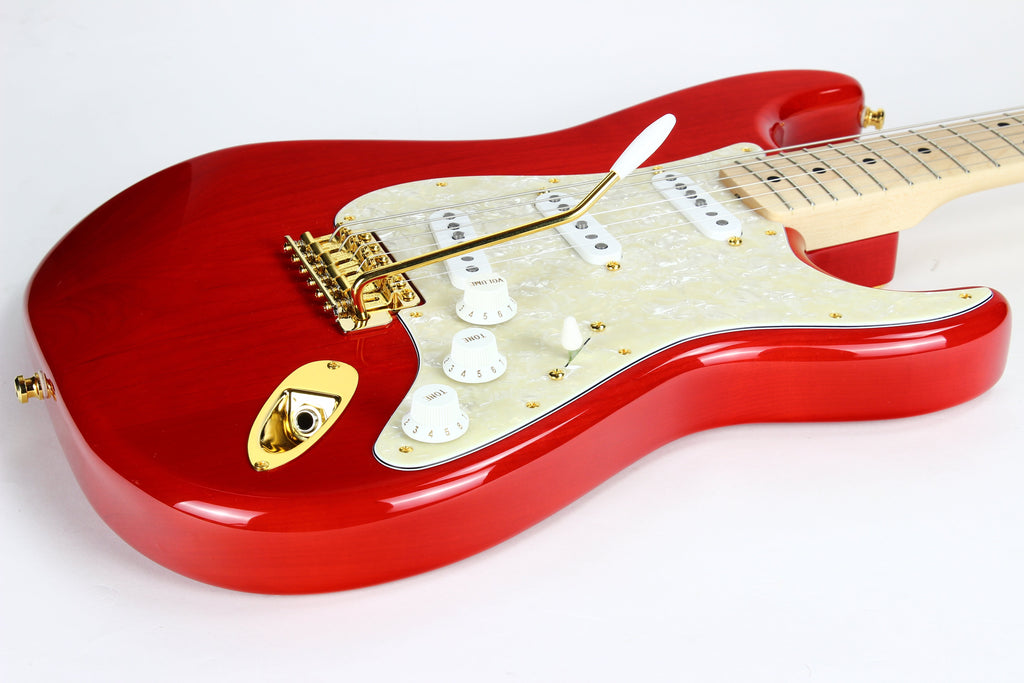 *SOLD* 2020 Fender Japan Scandal Mami Signature Stratocaster Trans Red ...